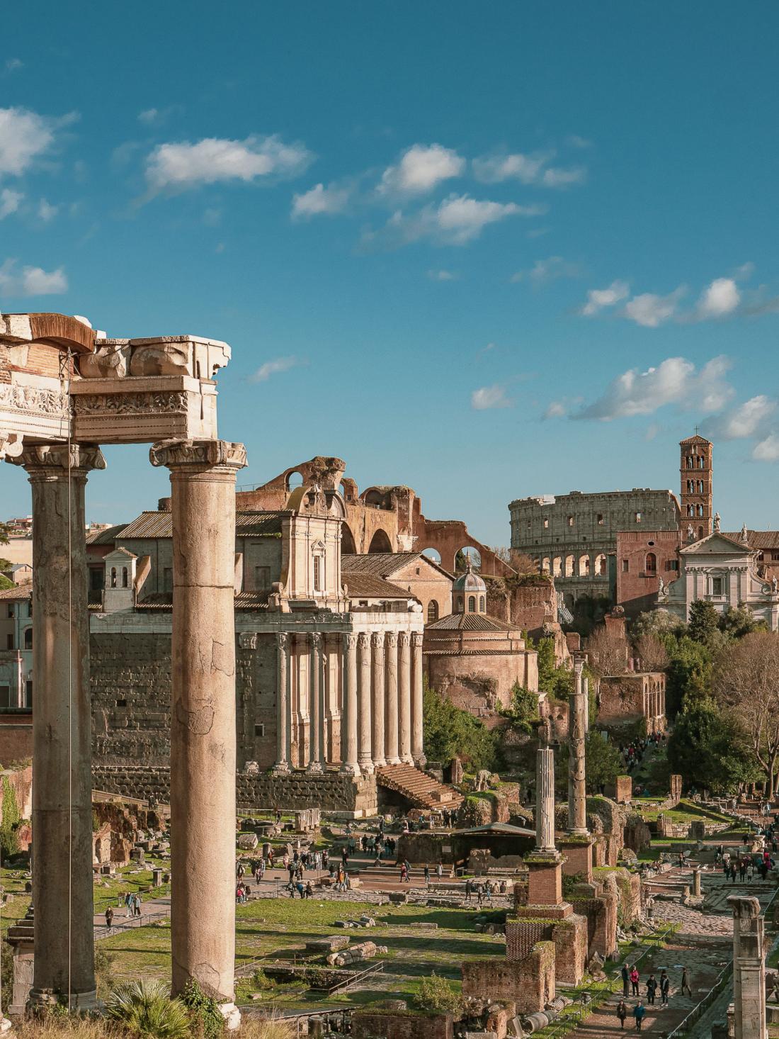 - Accademia Italiana