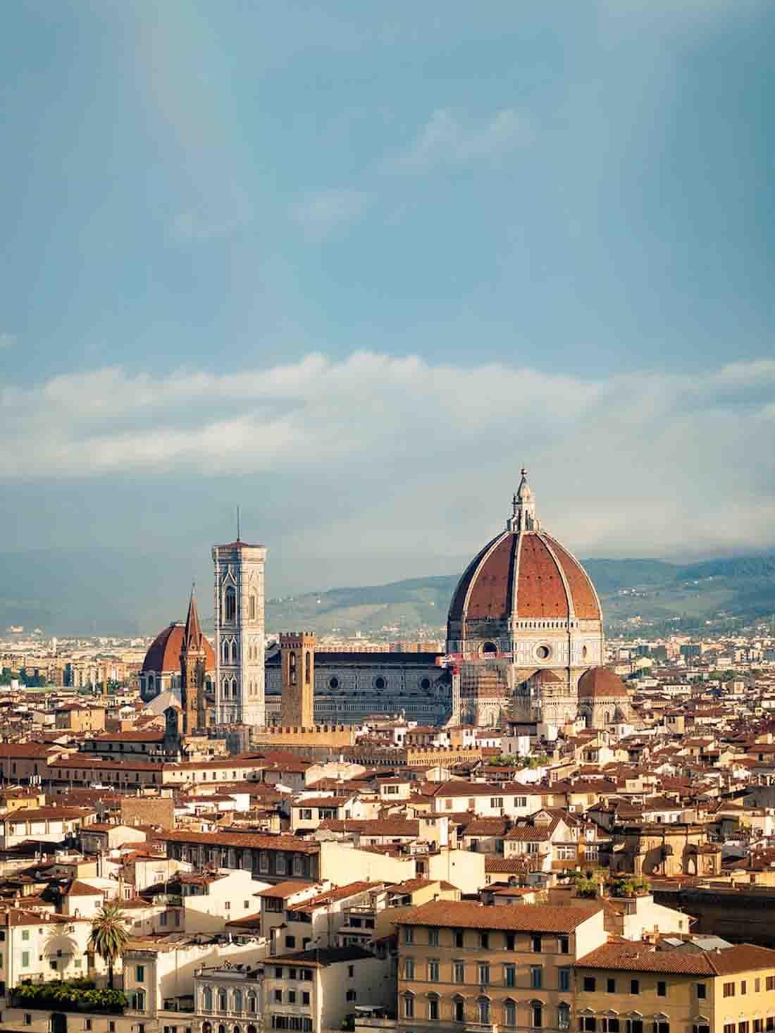 - Accademia Italiana