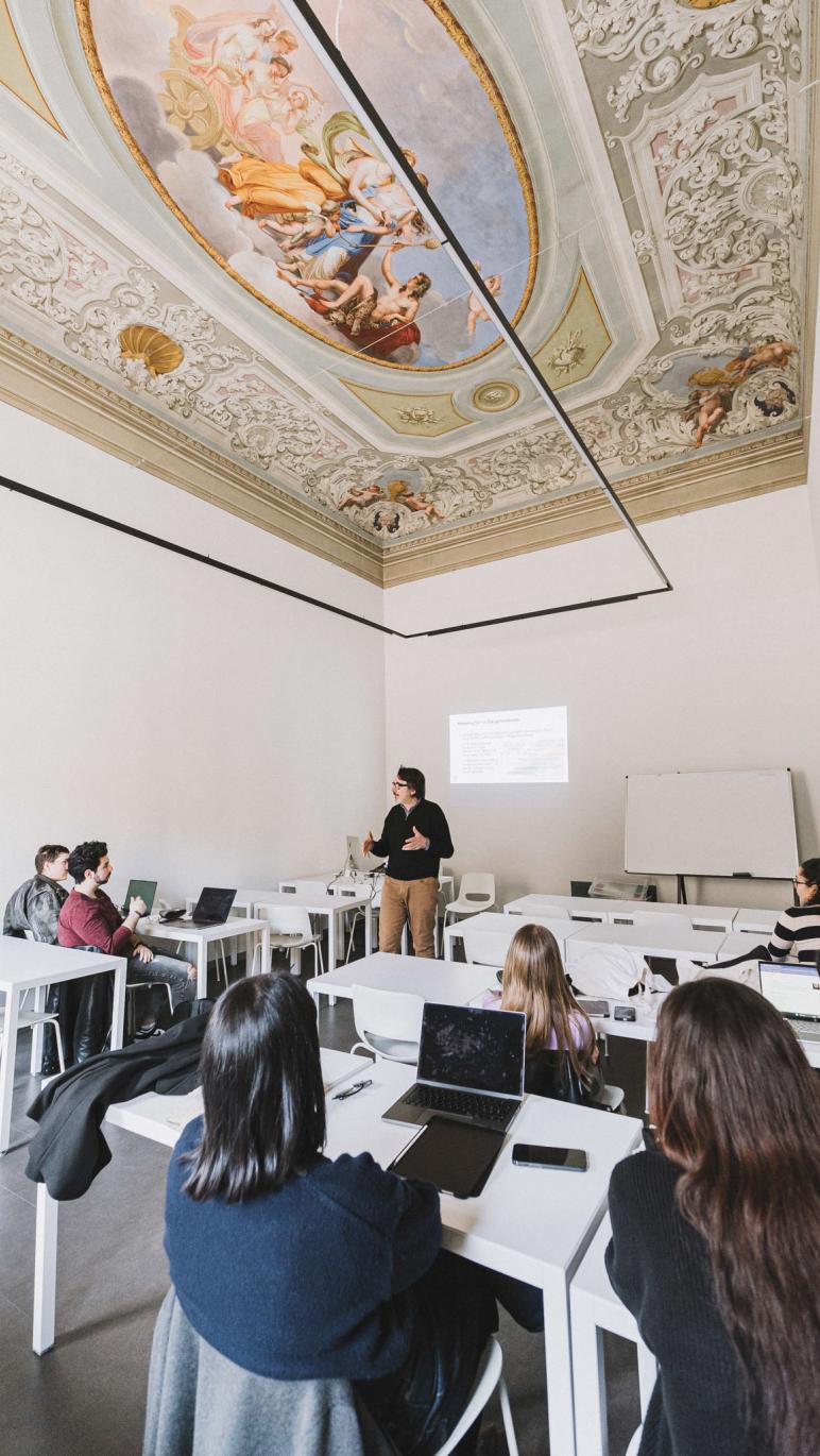 Graduation ceremonies in Italy - Accademia Italiana